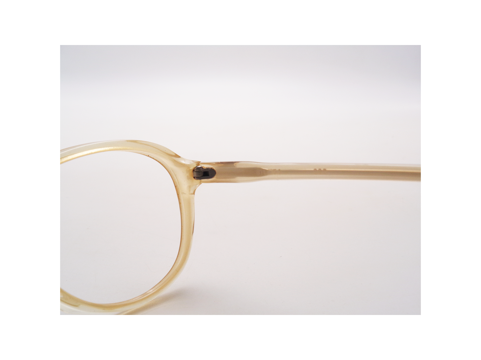 Lunettes de vue ESSILOR- 811-64 002 Cristal Homme