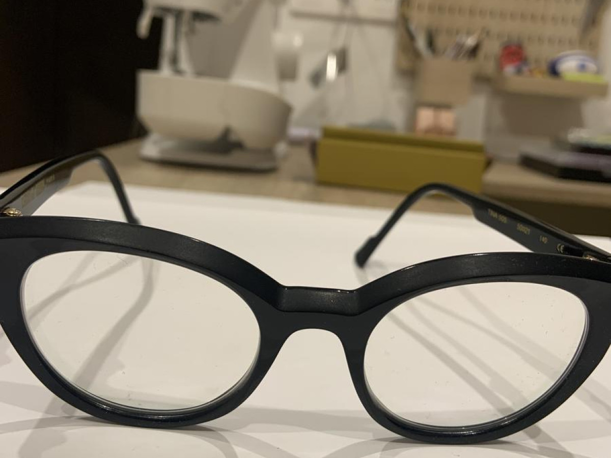 caroline abram - Tina