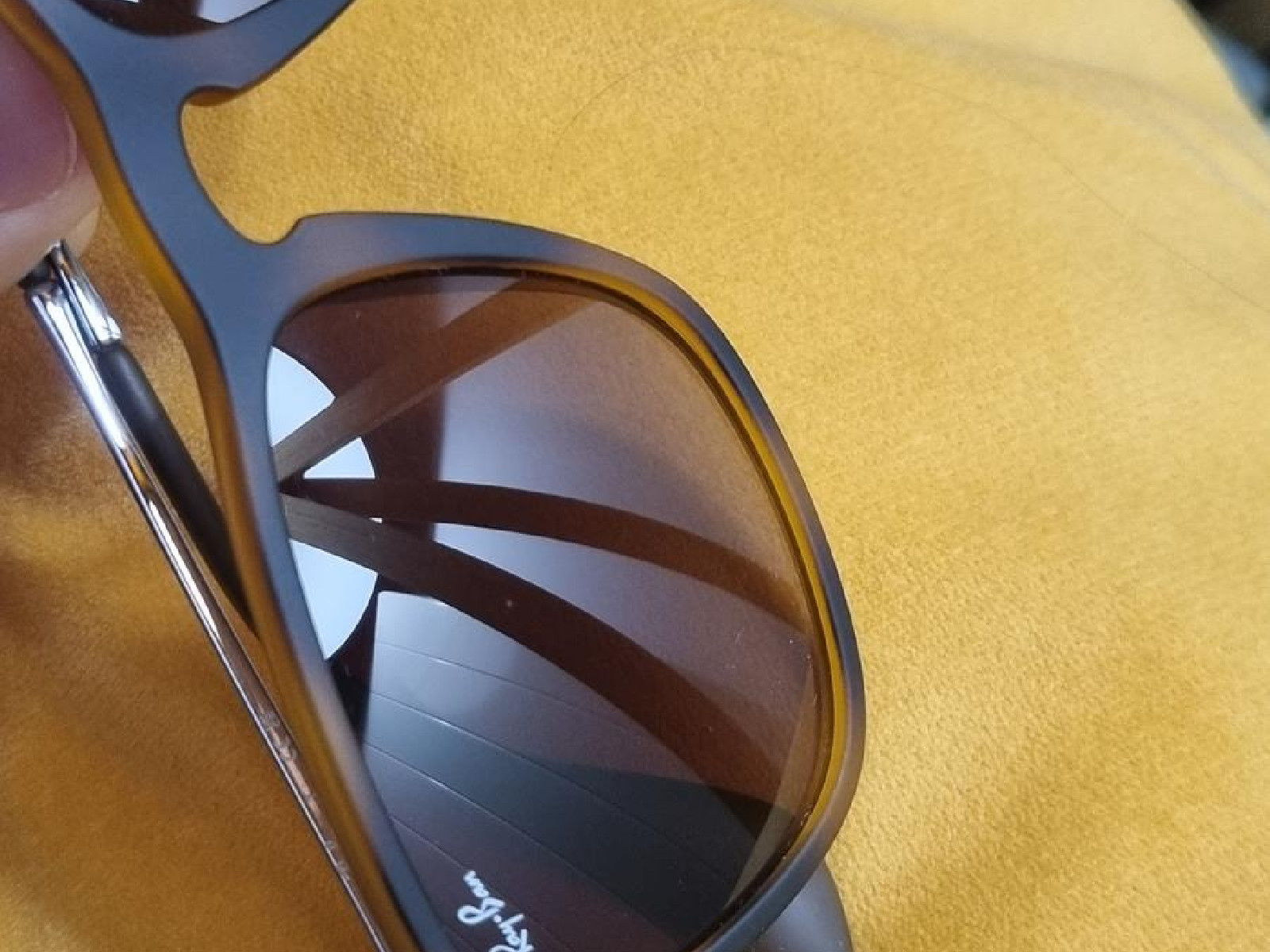 RAY-BAN - RB4187 Chris