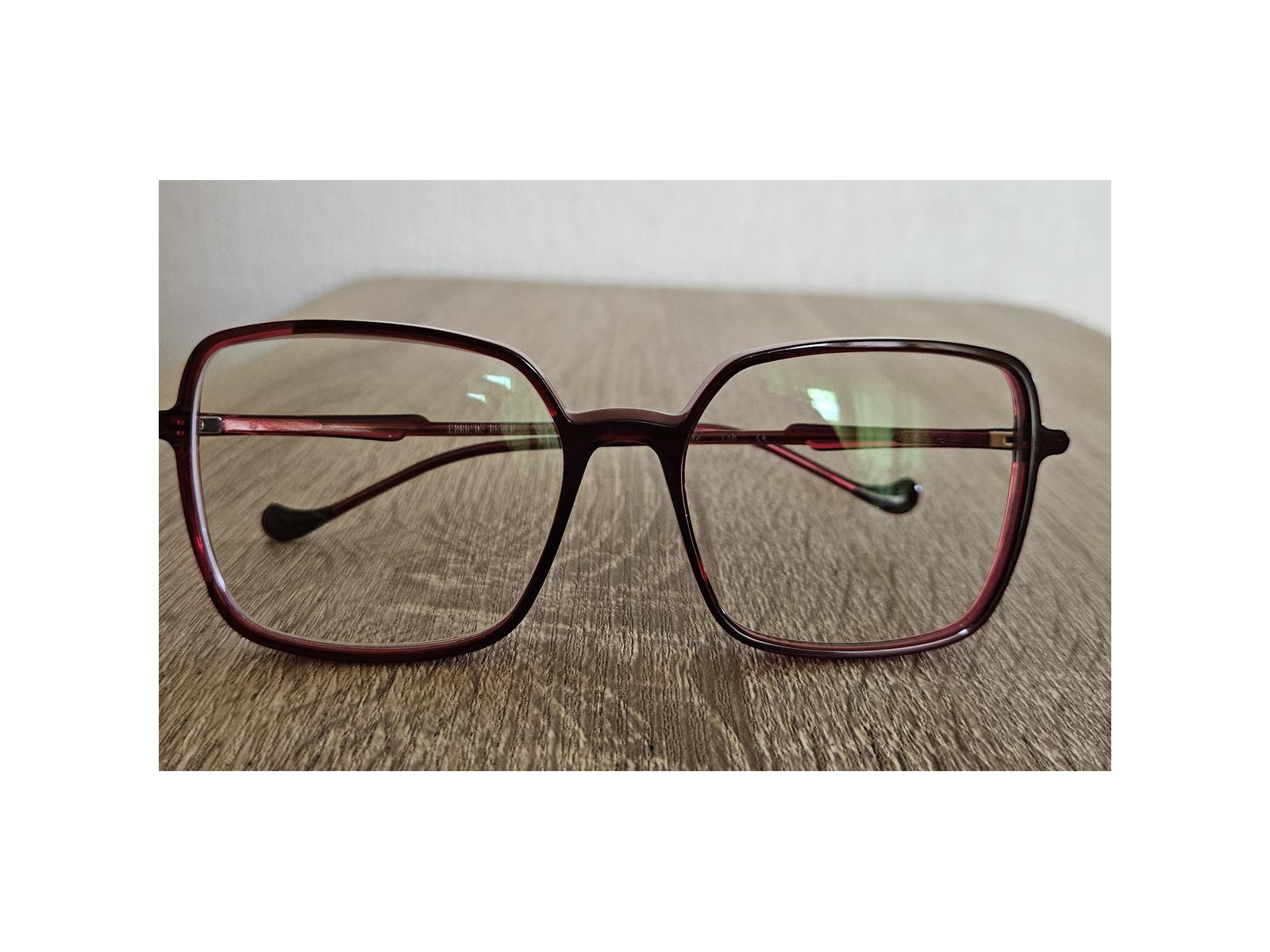 Caroline Abram - Claudya