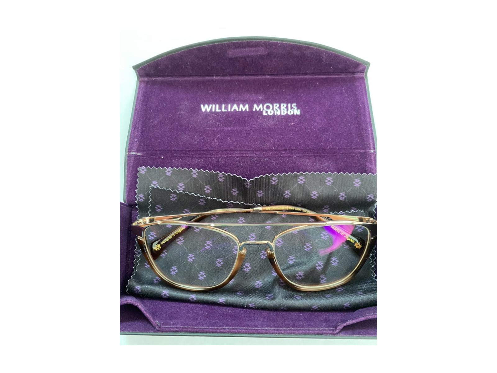 WILLIAM MORRIS BLACK LABEL MOSS