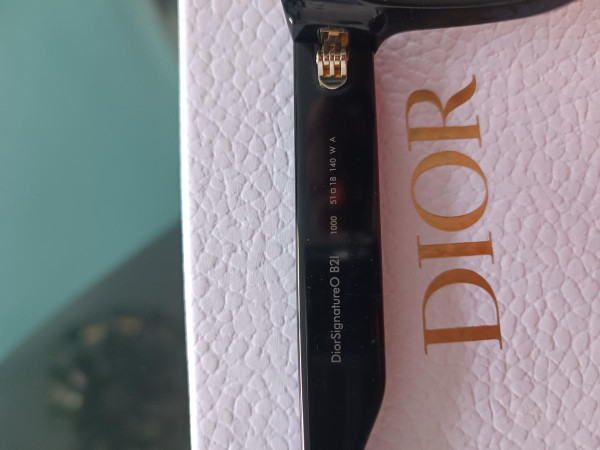 Dior - signature 0 B21