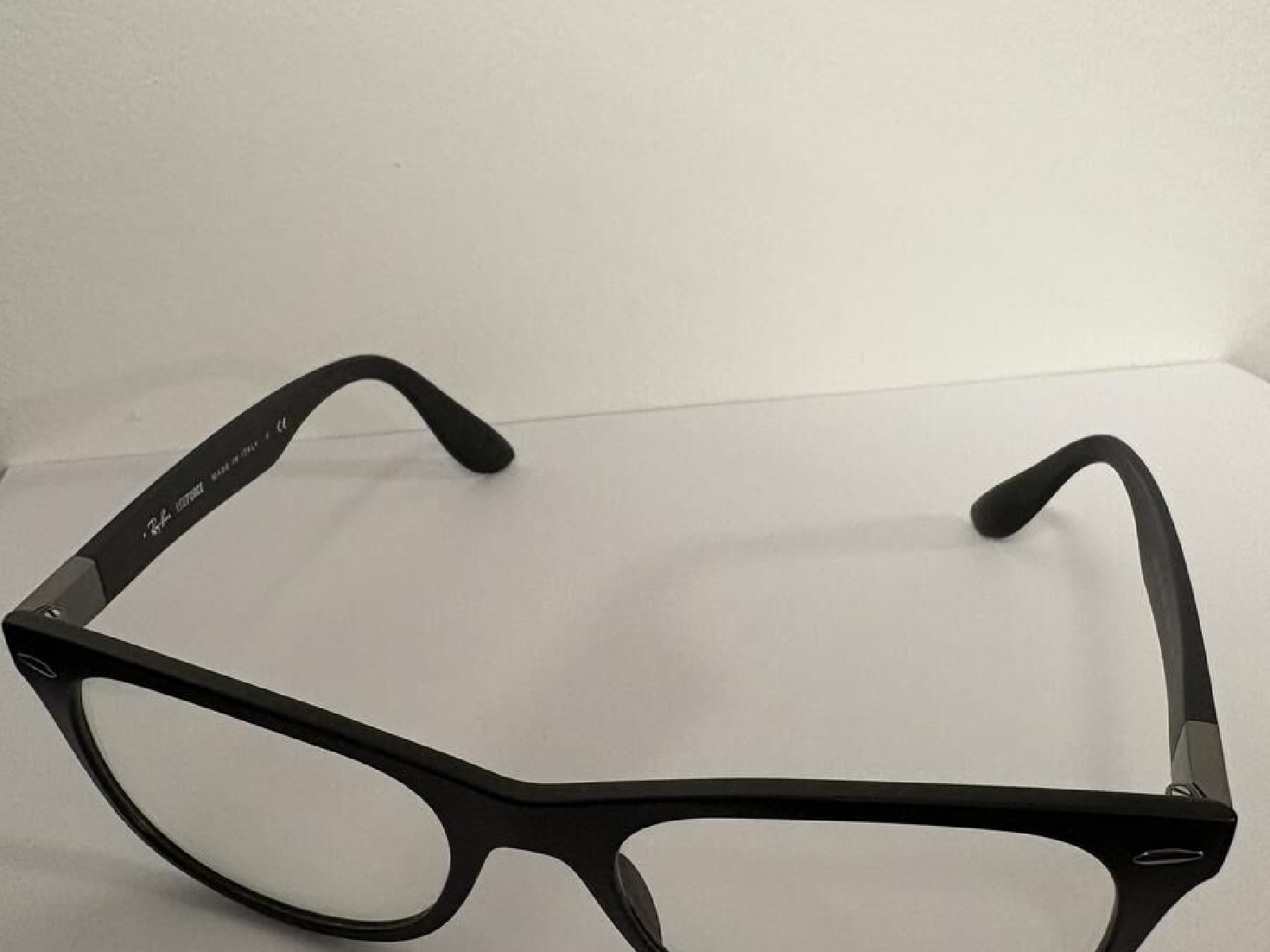 RAY-BAN - RB7032