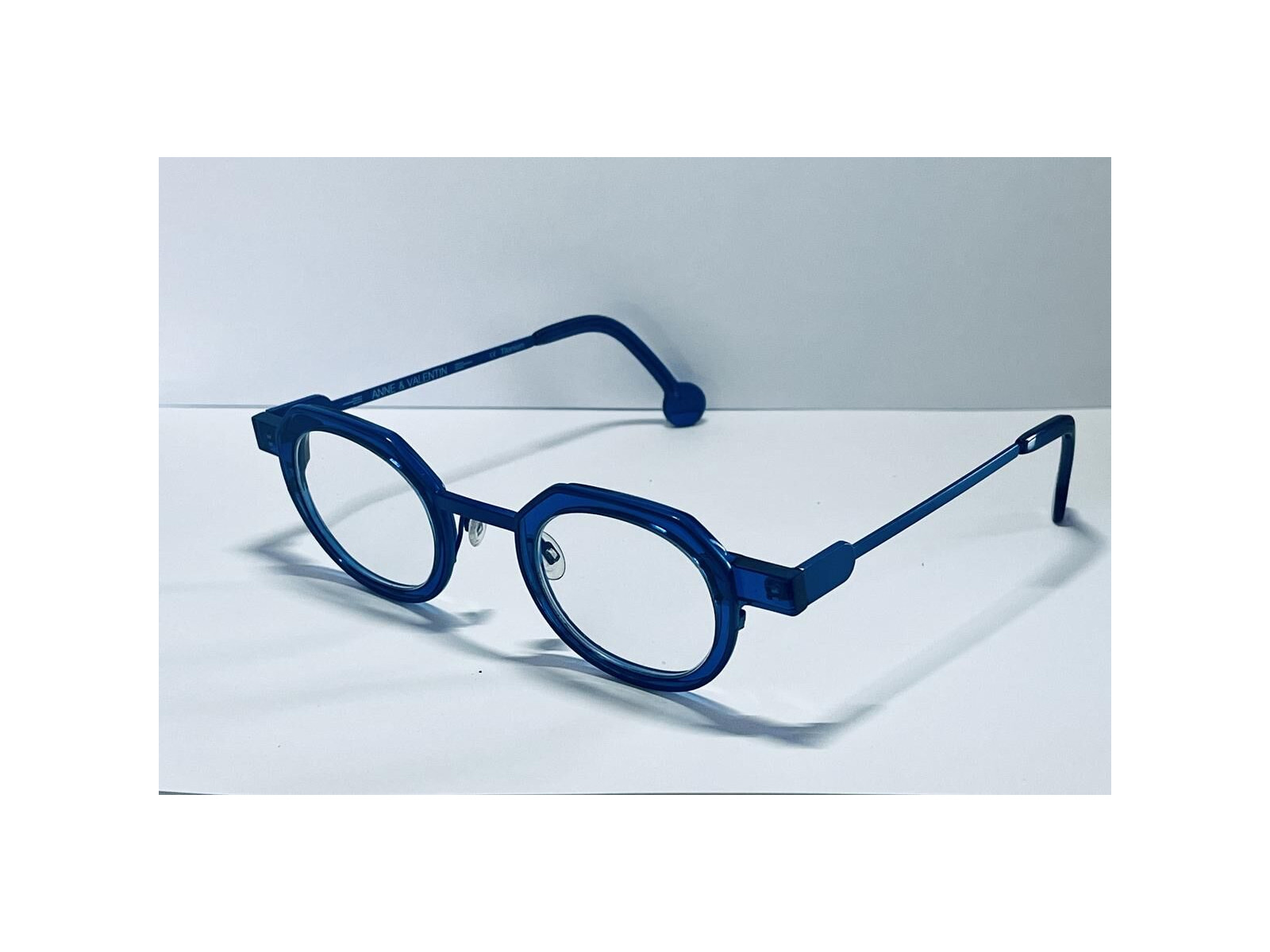 ANNE ET VALENTIN - BALKA 23C01